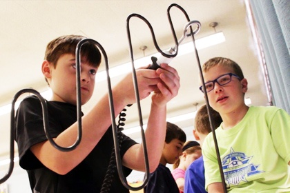 Portable Hands-On Museum | Kidz Science Safari | School Assembly